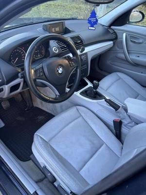 Blue BMW 118 2007 in Utena, with an engine capacity of 2.00 L and mileage of 267 thousand km for 2850 €, photo 8 on AUTOMOTO.COM.LV