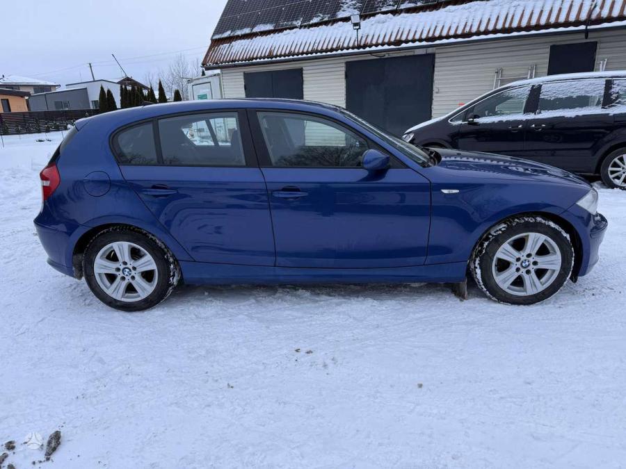 Blue BMW 118 2007 in Kaunas, with an engine capacity of 2.00 L and mileage of 218 thousand km for 3150 €, photo 4 on AUTOMOTO.COM.LV