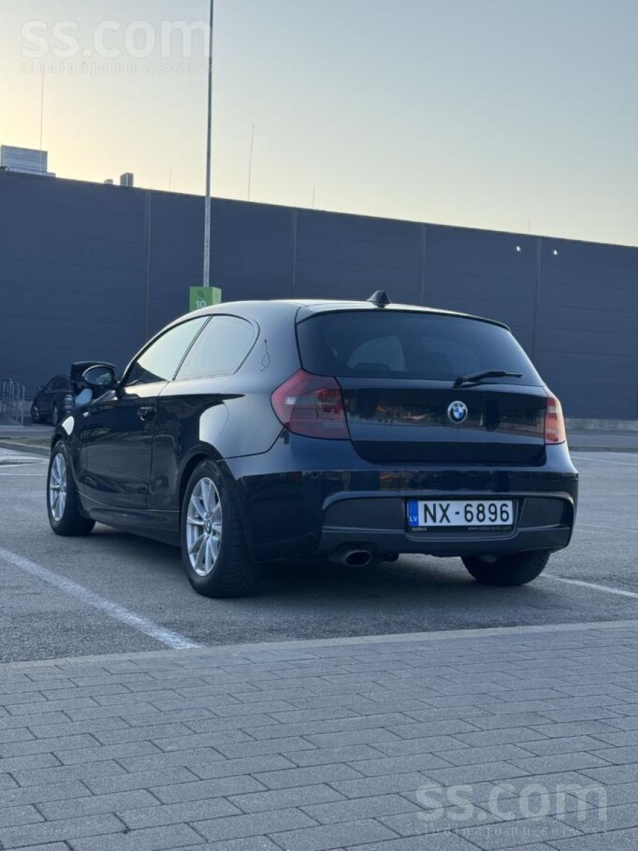 Blue BMW 118 2007 in Riga, with an engine capacity of 2.00 L and mileage of 340 thousand km for 3858 €, photo 6 on AUTOMOTO.COM.LV