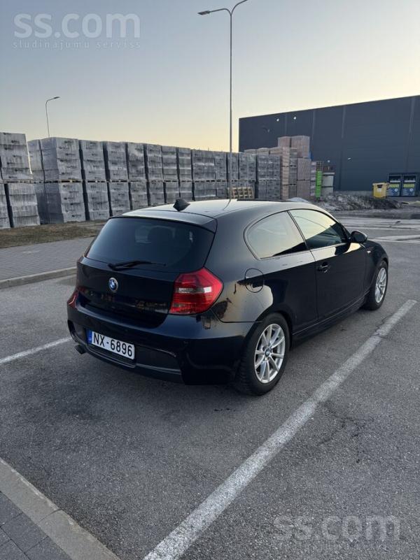 Zils BMW 118 2007 Rīga, ar dzinēja tilpumu 2.00 L un nobraukumu 340 tūkst. km par 3858 €, foto 7 vietnē AUTOMOTO.COM.LV