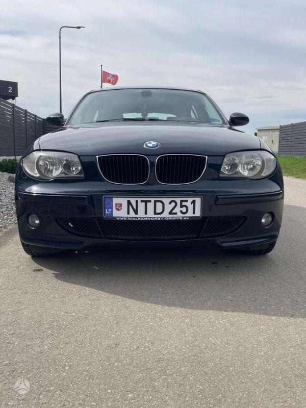 Blue BMW 118 2007 in Kaunas, with an engine capacity of 1.80 L and mileage of 318 thousand km for 2800 €, photo 7 on AUTOMOTO.COM.LV
