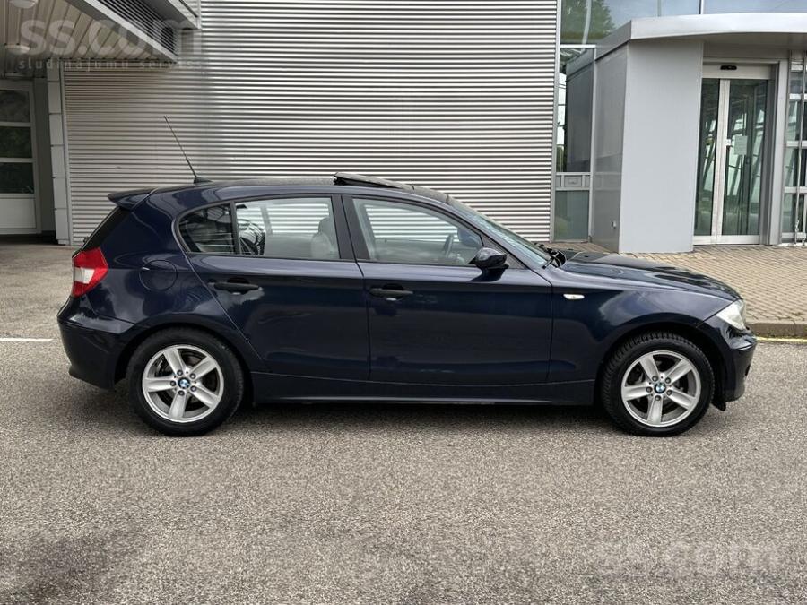 Blue BMW 118 2007 in Riga, with an engine capacity of 2.00 L and mileage of 220 thousand km for 2770 €, photo 7 on AUTOMOTO.COM.LV