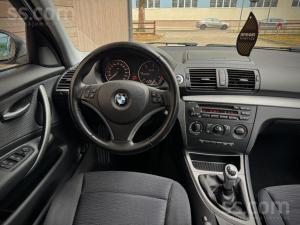 Blue BMW 118 2007 in Jelgava, with an engine capacity of 2.00 L and mileage of 275 thousand km for 3890 €, photo 12 on AUTOMOTO.COM.LV