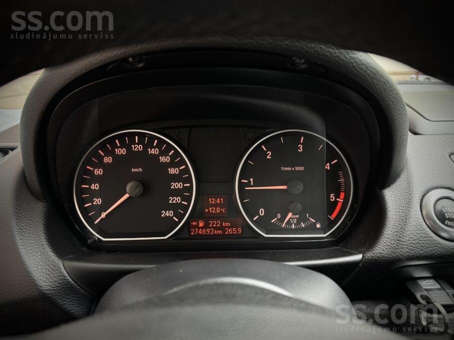 Blue BMW 118 2007 in Jelgava, with an engine capacity of 2.00 L and mileage of 275 thousand km for 3890 €, photo 14 on AUTOMOTO.COM.LV