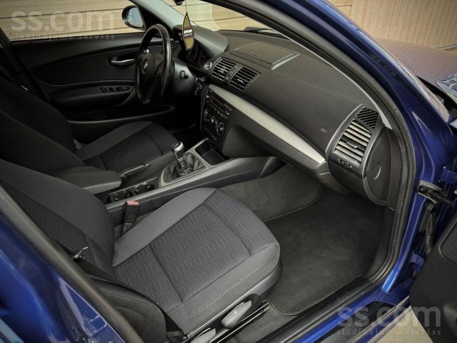 Blue BMW 118 2007 in Jelgava, with an engine capacity of 2.00 L and mileage of 275 thousand km for 3890 €, photo 17 on AUTOMOTO.COM.LV