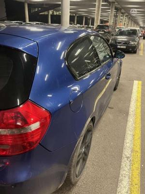 Blue BMW 118 2008 in Kaunas, with an engine capacity of 2.00 L and mileage of 312 thousand km for 3200 €, photo 6 on AUTOMOTO.COM.LV