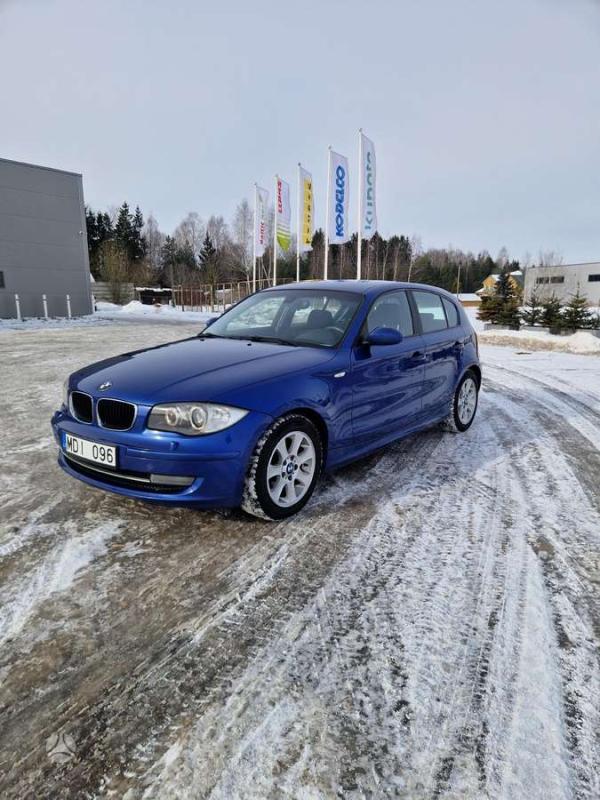 Zils BMW 118 2008 Viļņa, ar dzinēja tilpumu 2.00 L un nobraukumu 342 tūkst. km par 3950 €, foto 1 vietnē AUTOMOTO.COM.LV
