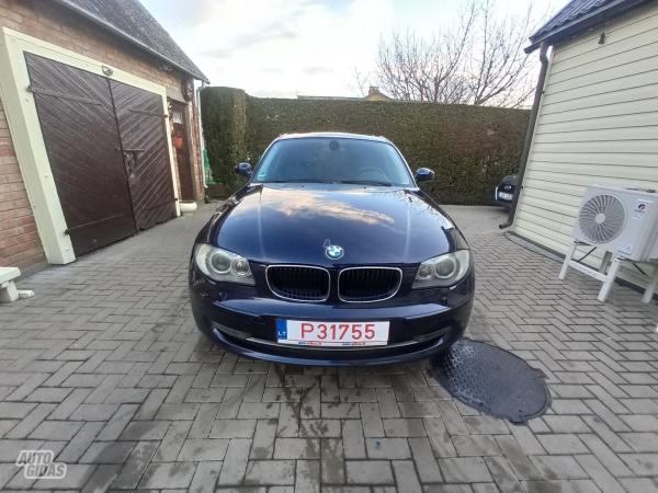 Zils BMW 118 2008 Panevēža, ar dzinēja tilpumu 2.00 L un nobraukumu 290 tūkst. km par 3700 €, foto 2 vietnē AUTOMOTO.COM.LV