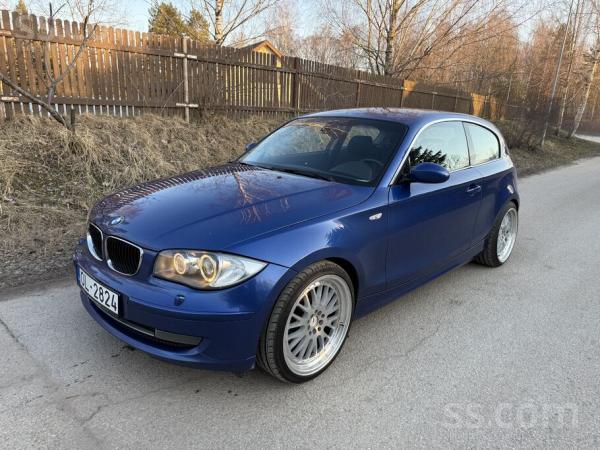 Zils BMW 118 2008 Rīga, ar dzinēja tilpumu 2.00 L un nobraukumu 370 tūkst. km par 2250 €, foto 3 vietnē AUTOMOTO.COM.LV