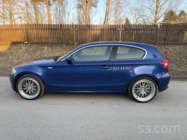 Zils BMW 118 2008 Rīga, ar dzinēja tilpumu 2.00 L un nobraukumu 370 tūkst. km par 2250 €, foto 4 vietnē AUTOMOTO.COM.LV