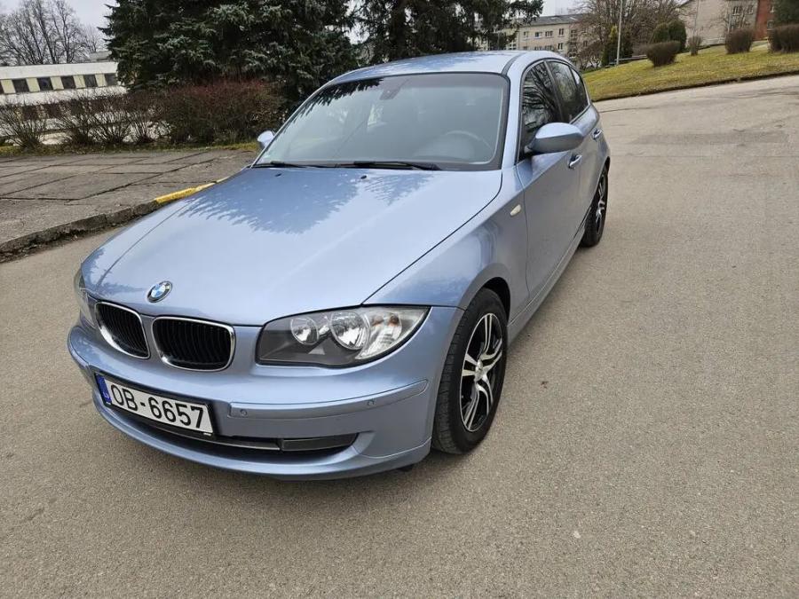 Blue BMW 118 2008 in Jekabpils, with an engine capacity of 2.00 L and mileage of 264 thousand km for 3790 €, photo 3 on AUTOMOTO.COM.LV