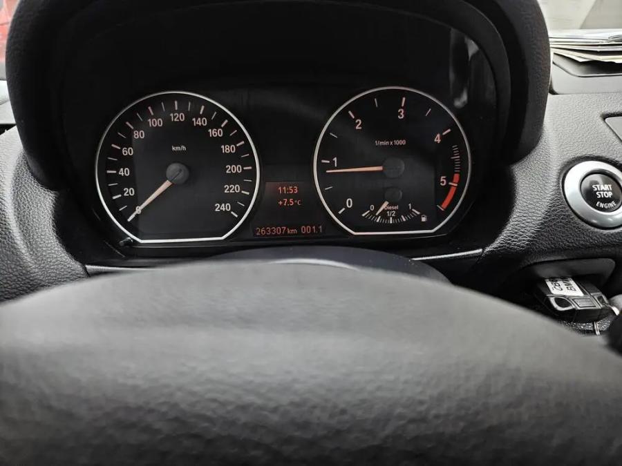 Blue BMW 118 2008 in Jekabpils, with an engine capacity of 2.00 L and mileage of 264 thousand km for 3790 €, photo 25 on AUTOMOTO.COM.LV