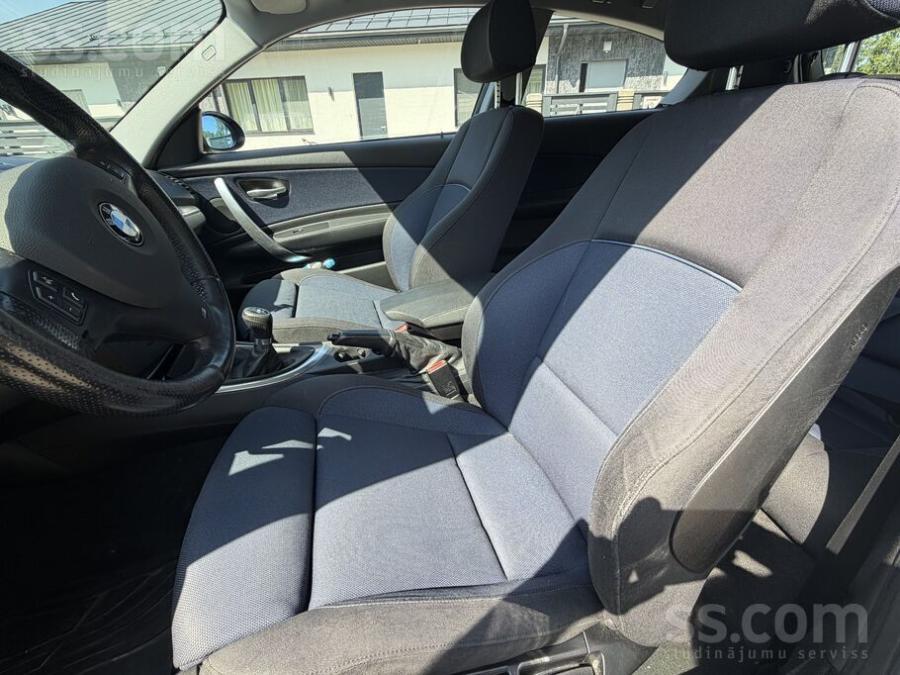 Blue BMW 118 2008 in Riga, with an engine capacity of 2.00 L and mileage of 240 thousand km for 3700 €, photo 6 on AUTOMOTO.COM.LV