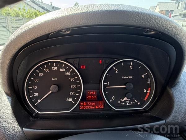 Blue BMW 118 2008 in Riga, with an engine capacity of 2.00 L and mileage of 240 thousand km for 3200 €, photo 6 on AUTOMOTO.COM.LV