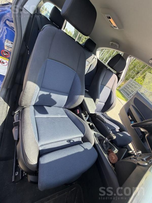 Blue BMW 118 2008 in Riga, with an engine capacity of 2.00 L and mileage of 240 thousand km for 3200 €, photo 10 on AUTOMOTO.COM.LV