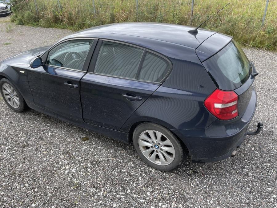Blue BMW 118 2008 in Kehra, with an engine capacity of 2.00 L and mileage of 295 thousand km for 2700 €, photo 11 on AUTOMOTO.COM.LV