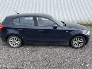 Blue BMW 118 2008 in Kehra, with an engine capacity of 2.00 L and mileage of 295 thousand km for 2700 €, photo 13 on AUTOMOTO.COM.LV