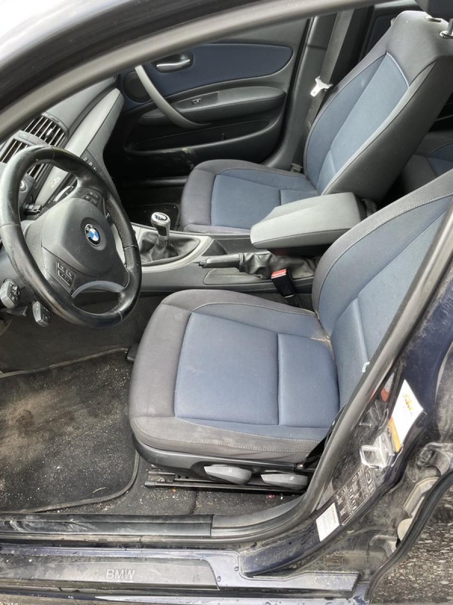 Blue BMW 118 2008 in Kehra, with an engine capacity of 2.00 L and mileage of 295 thousand km for 2700 €, photo 15 on AUTOMOTO.COM.LV