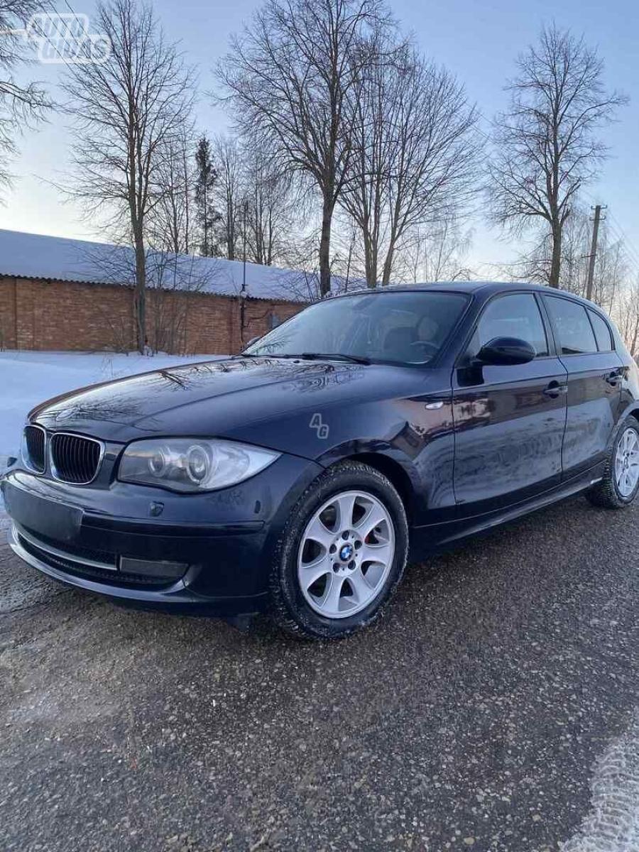 Zils BMW 118 2009 Utena, ar dzinēja tilpumu 2.00 L un nobraukumu 303 tūkst. km par 3200 €, foto 1 vietnē AUTOMOTO.COM.LV