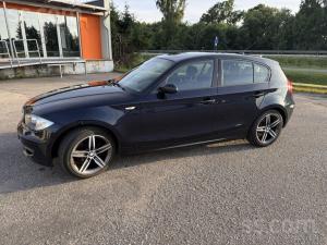 Blue BMW 118 2009 in Riga, with an engine capacity of 2.00 L and mileage of 265 thousand km for 4450 €, photo  on AUTOMOTO.COM.LV