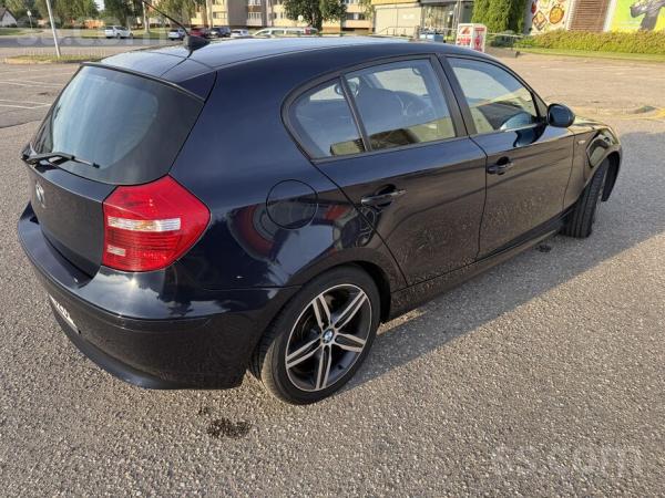 Zils BMW 118 2009 Rīga, ar dzinēja tilpumu 2.00 L un nobraukumu 265 tūkst. km par 4450 €, foto 3 vietnē AUTOMOTO.COM.LV