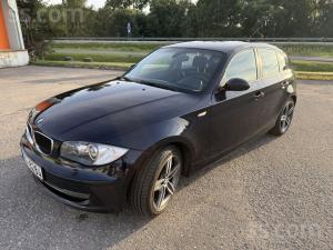 Blue BMW 118 2009 in Riga, with an engine capacity of 2.00 L and mileage of 265 thousand km for 4450 €, photo 7 on AUTOMOTO.COM.LV