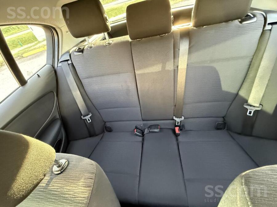 Blue BMW 118 2009 in Riga, with an engine capacity of 2.00 L and mileage of 265 thousand km for 4450 €, photo 15 on AUTOMOTO.COM.LV