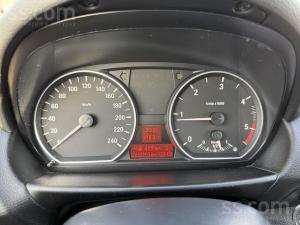 Blue BMW 118 2009 in Riga, with an engine capacity of 2.00 L and mileage of 265 thousand km for 4450 €, photo 16 on AUTOMOTO.COM.LV