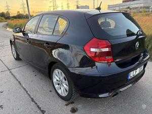 Zils BMW 118 2009 Viļņa, ar dzinēja tilpumu 2.00 L un nobraukumu 284 tūkst. km par 3500 €, foto 4 vietnē AUTOMOTO.COM.LV