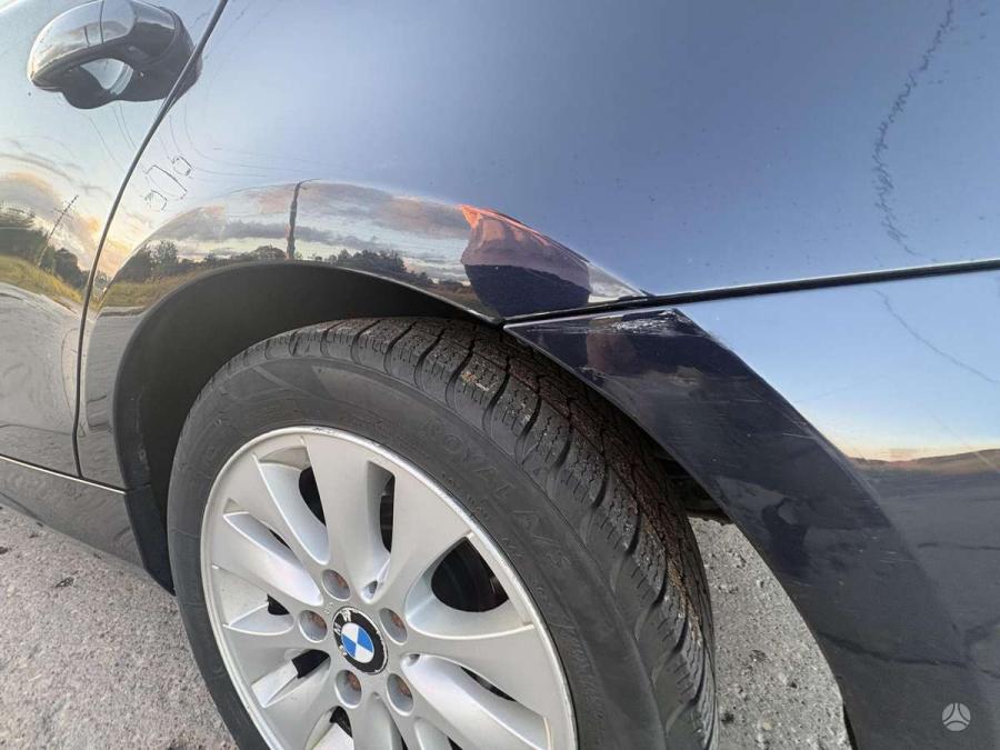 Zils BMW 118 2009 Viļņa, ar dzinēja tilpumu 2.00 L un nobraukumu 284 tūkst. km par 3500 €, foto 14 vietnē AUTOMOTO.COM.LV