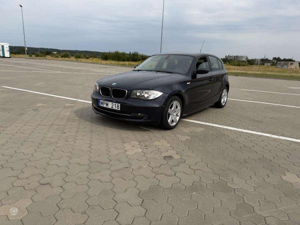 Синий БМВ 118 2009 в Вильнюс, объемом двигателя 2.00 л и пробегом 274 тыс. км за 2700 €, фото 1 на AUTOMOTO.COM.LV