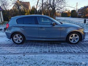 Zils BMW 118 2010 Šakiai, ar dzinēja tilpumu 2.00 L un nobraukumu 245 tūkst. km par 2900 €, foto 5 vietnē AUTOMOTO.COM.LV