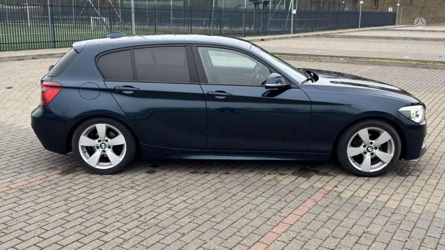 Blue BMW 118 2011 in Jonava, with an engine capacity of 2.00 L and mileage of 266 thousand km for 7700 €, photo 4 on AUTOMOTO.COM.LV