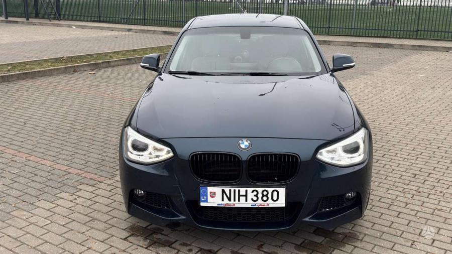 Blue BMW 118 2011 in Jonava, with an engine capacity of 2.00 L and mileage of 266 thousand km for 7700 €, photo 10 on AUTOMOTO.COM.LV