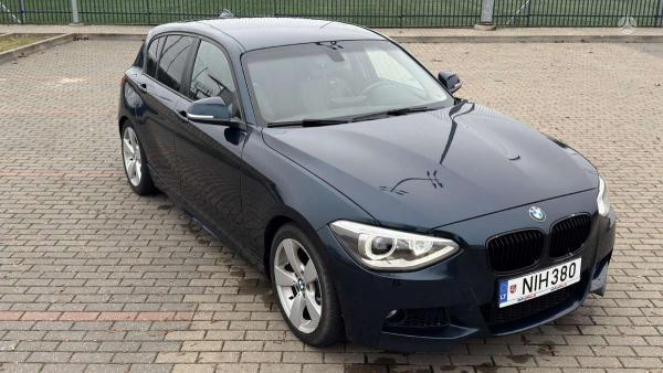 Blue BMW 118 2011 in Jonava, with an engine capacity of 2.00 L and mileage of 266 thousand km for 7400 €, photo 3 on AUTOMOTO.COM.LV