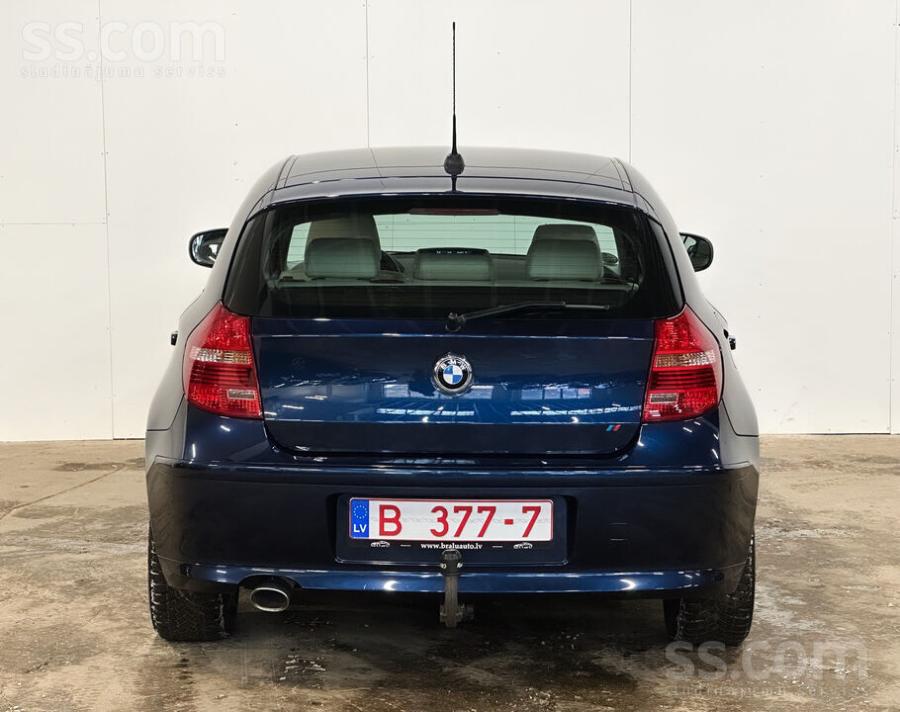 Blue BMW 118 2011 in Jurmala, with an engine capacity of 2.00 L and mileage of 227 thousand km for 4650 €, photo 13 on AUTOMOTO.COM.LV