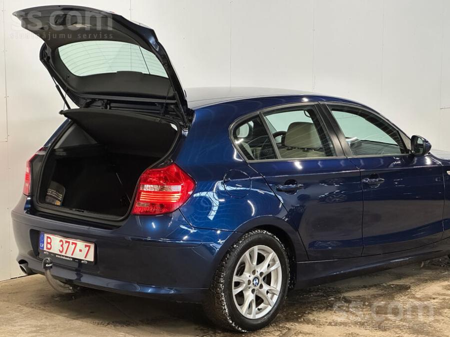 Blue BMW 118 2011 in Jurmala, with an engine capacity of 2.00 L and mileage of 227 thousand km for 4650 €, photo 19 on AUTOMOTO.COM.LV