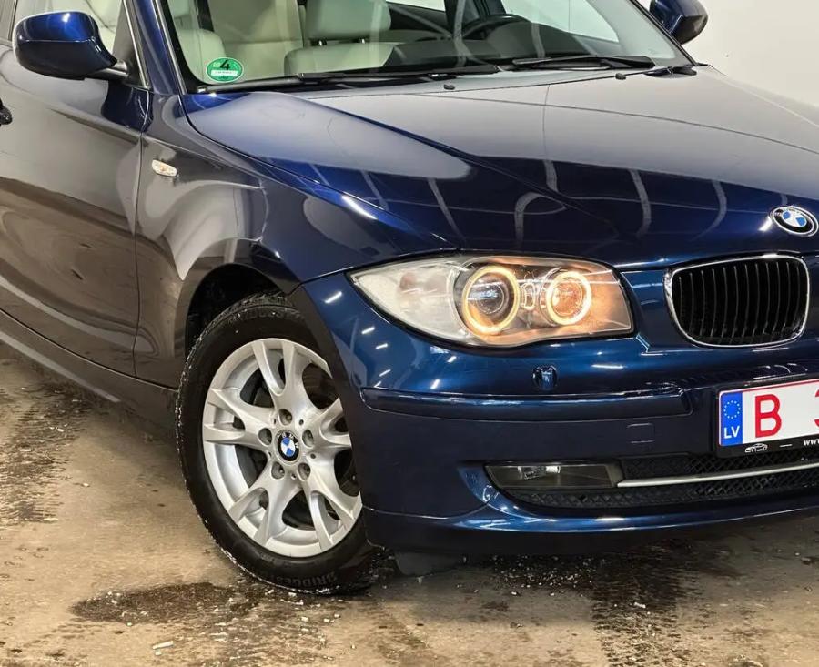 Zils BMW 118 2011 Jūrmala, ar dzinēja tilpumu 2.00 L un nobraukumu 227 tūkst. km par 4650 €, foto 5 vietnē AUTOMOTO.COM.LV