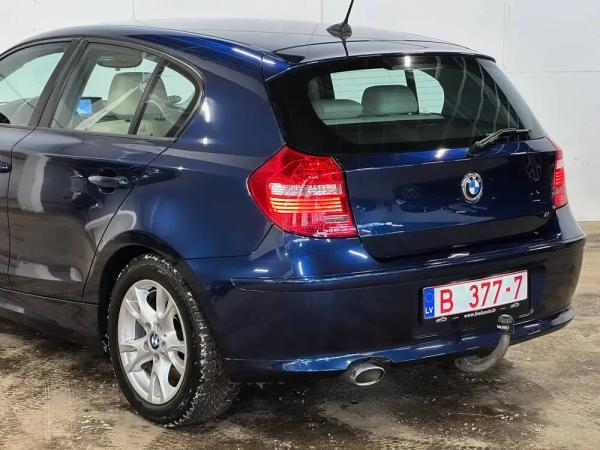 Zils BMW 118 2011 Jūrmala, ar dzinēja tilpumu 2.00 L un nobraukumu 227 tūkst. km par 4650 €, foto 8 vietnē AUTOMOTO.COM.LV