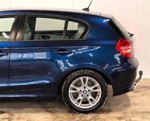 Zils BMW 118 2011 Jūrmala, ar dzinēja tilpumu 2.00 L un nobraukumu 227 tūkst. km par 4650 €, foto 16 vietnē AUTOMOTO.COM.LV