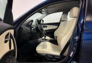 Zils BMW 118 2011 Jūrmala, ar dzinēja tilpumu 2.00 L un nobraukumu 227 tūkst. km par 4650 €, foto 21 vietnē AUTOMOTO.COM.LV