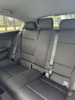 Zils BMW 118 2011 Marijampole, ar dzinēja tilpumu 2.00 L un nobraukumu 210 tūkst. km par 4900 €, foto 11 vietnē AUTOMOTO.COM.LV