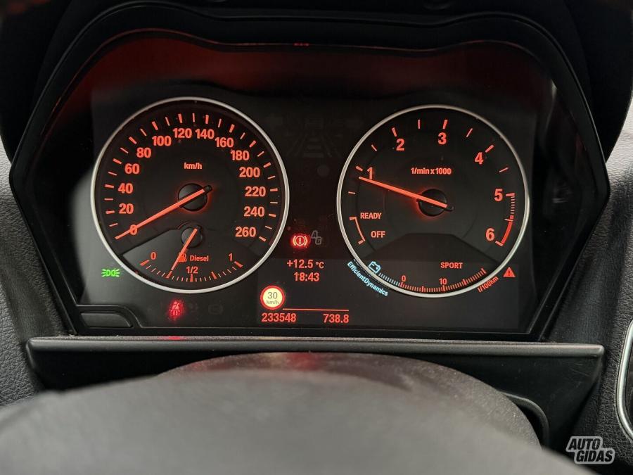 Zils BMW 118 2011 Klaipėda, ar dzinēja tilpumu 1.80 L un nobraukumu 234 tūkst. km par 5800 €, foto 15 vietnē AUTOMOTO.COM.LV