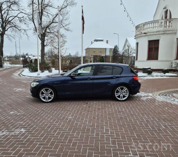 Blue BMW 118 2012 in Riga, with an engine capacity of 2.00 L and mileage of 309 thousand km for 6550 €, photo 6 on AUTOMOTO.COM.LV
