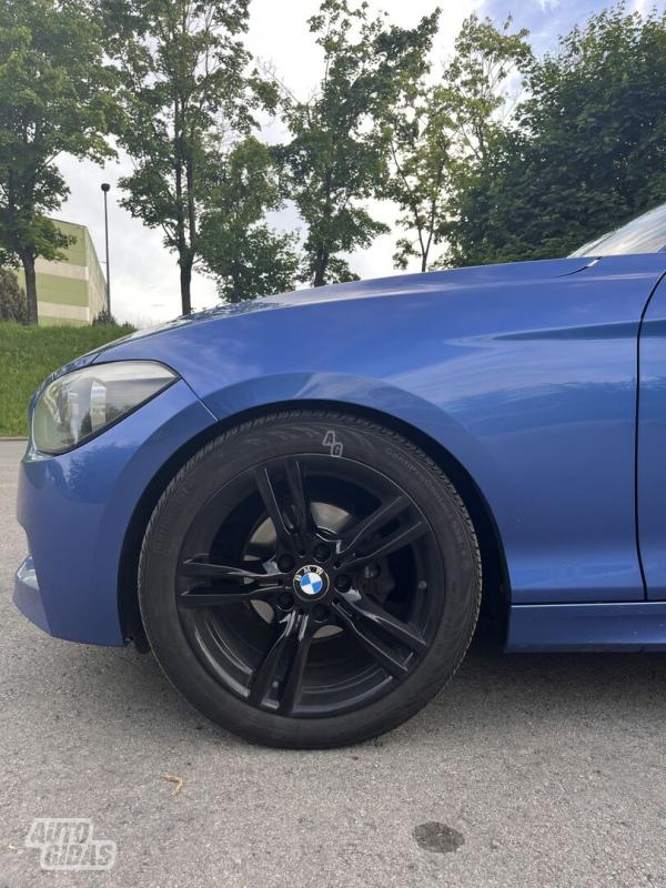 Zils BMW 118 2012 Panevēža, ar dzinēja tilpumu 2.00 L un nobraukumu 245 tūkst. km par 7700 €, foto 8 vietnē AUTOMOTO.COM.LV