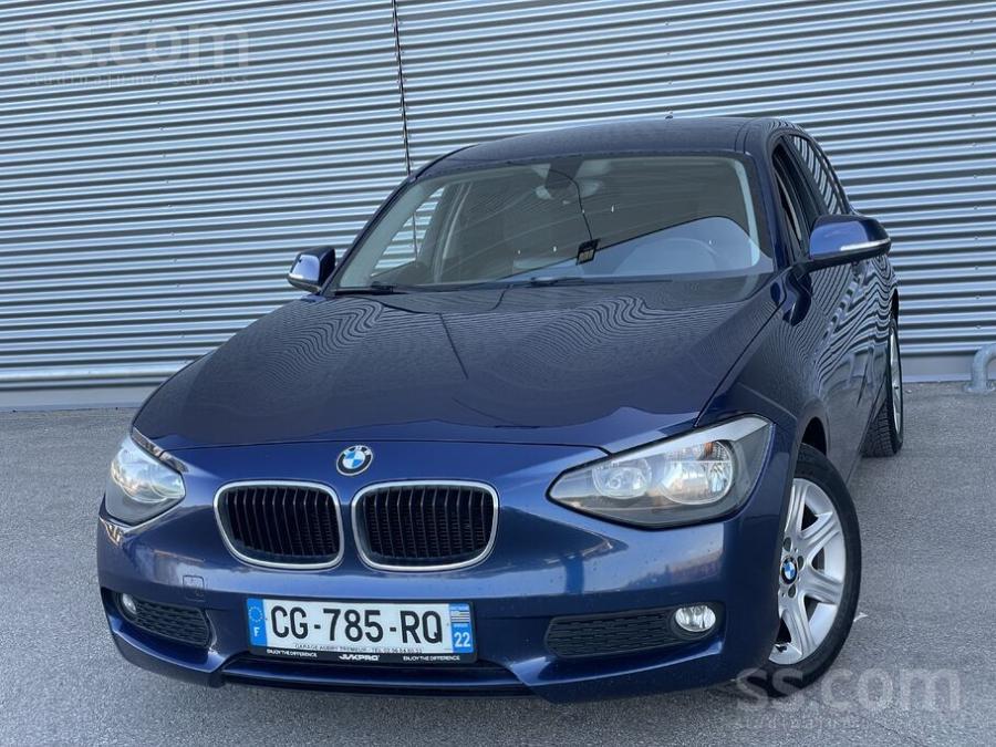 Blue BMW 118 2012 in Riga, with an engine capacity of 2.00 L and mileage of 282 thousand km for 7750 €, photo 1 on AUTOMOTO.COM.LV