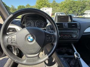 Zils BMW 118 2012 Klaipėda, ar dzinēja tilpumu 2.00 L un nobraukumu 328 tūkst. km par 5500 €, foto 14 vietnē AUTOMOTO.COM.LV