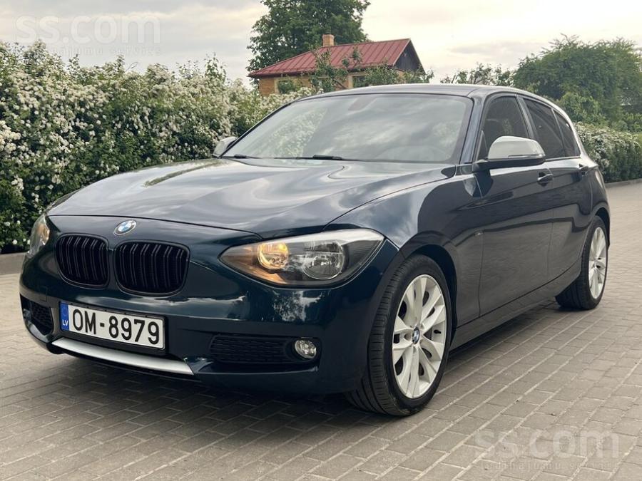 Blue BMW 118 2012 in Tukums, with an engine capacity of 2.00 L and mileage of 202 thousand km for 7690 €, photo 1 on AUTOMOTO.COM.LV