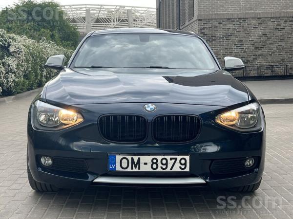 Blue BMW 118 2012 in Tukums, with an engine capacity of 2.00 L and mileage of 202 thousand km for 7690 €, photo 3 on AUTOMOTO.COM.LV