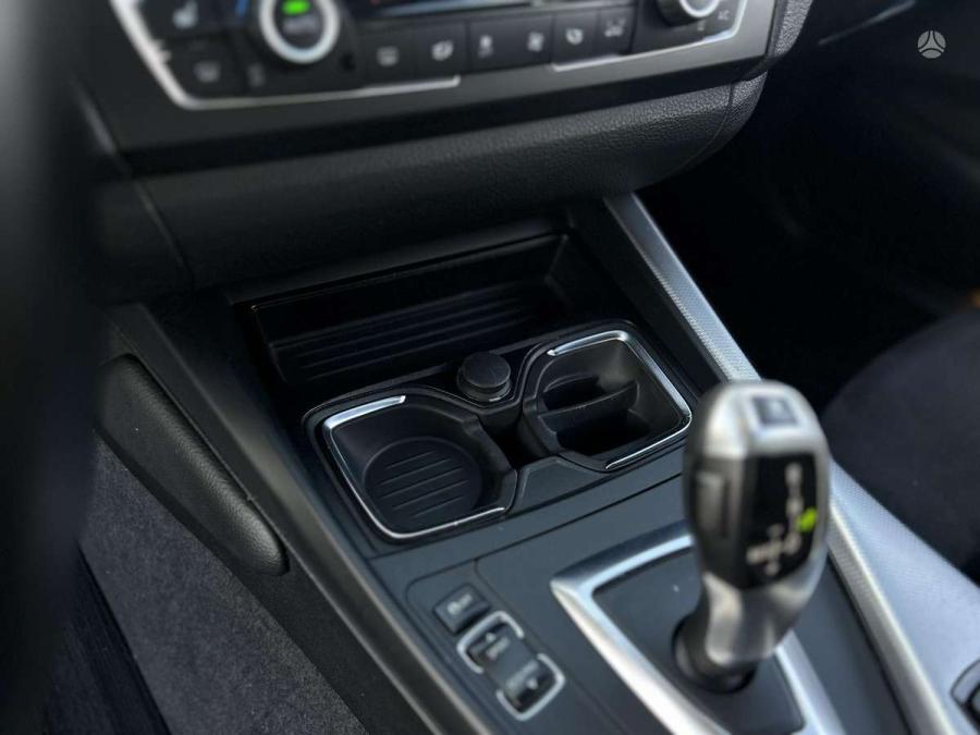 Синий БМВ 118 2012 в Каунас, объемом двигателя 2.00 л и пробегом 250 тыс. км за 8850 €, фото 22 на AUTOMOTO.COM.LV